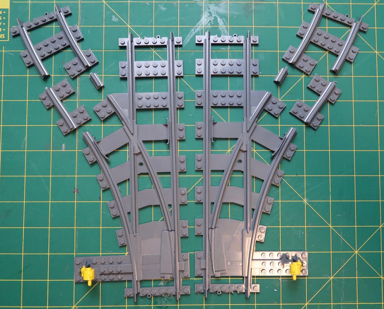 LEGO Train Junction "Outward" Hack - GJBricks LEGO Blog